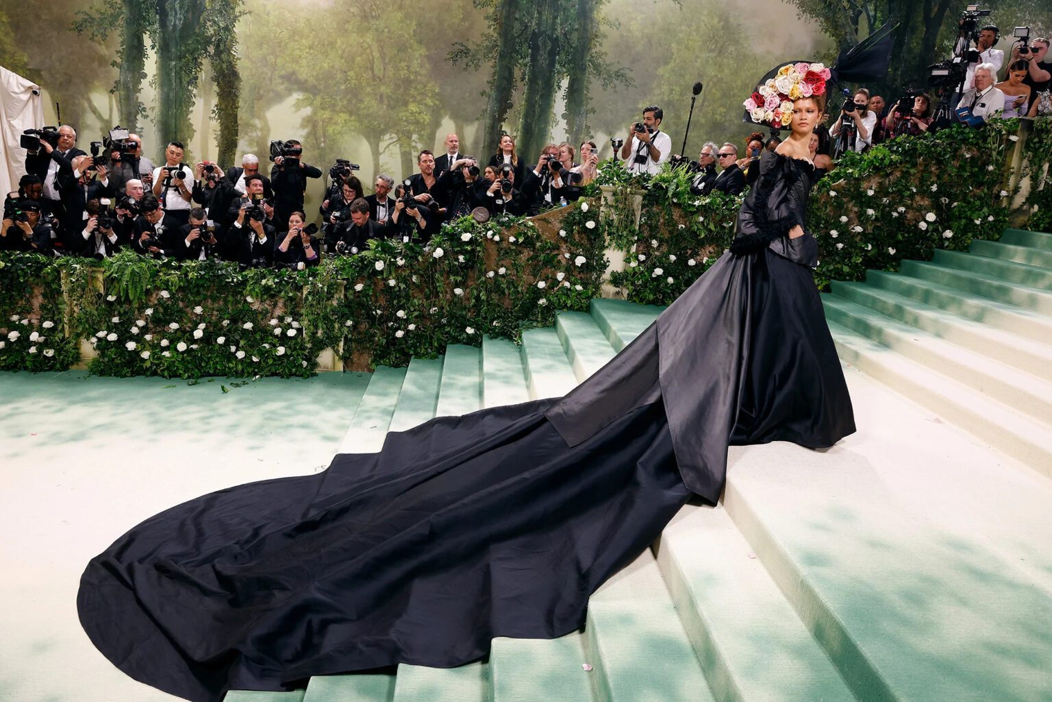 Met Gala 2024: Florals for spring are truly groundbreaking — The POST