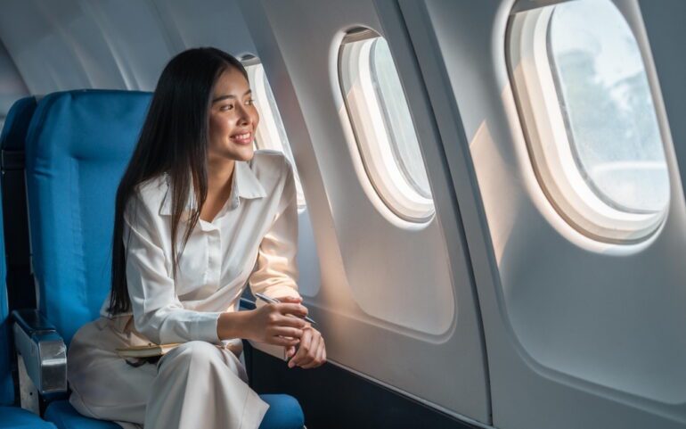 Flight face is real—here’s how to protect your skin while flying — The POST